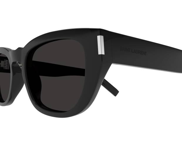 Yves Saint Laurent Sunglasses SL-601 001
